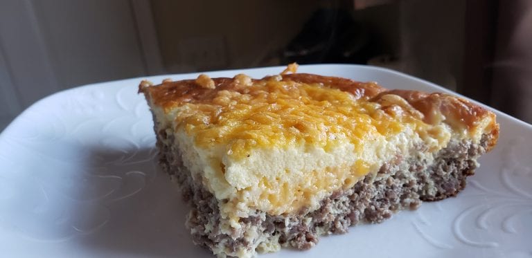 Crustless Cheeseburger Quiche – Skinny & Tasty Recipes