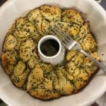 Garlic Parmesan Monkey Bread – Skinny & Tasty Recipes