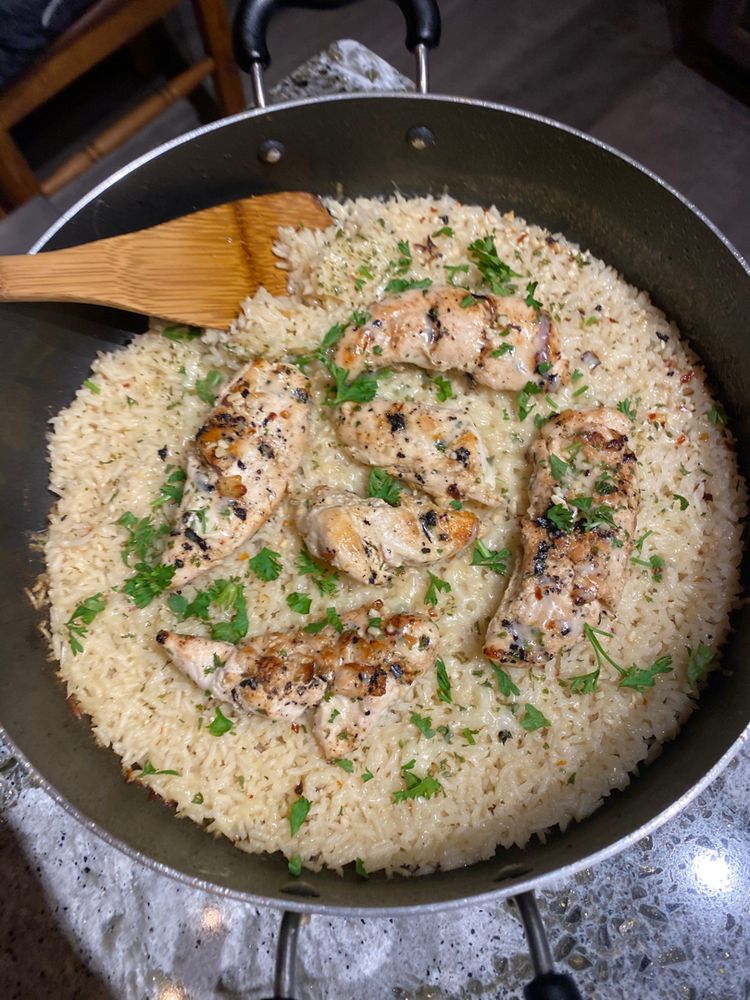 Chicken with Garlic Parmesan Rice